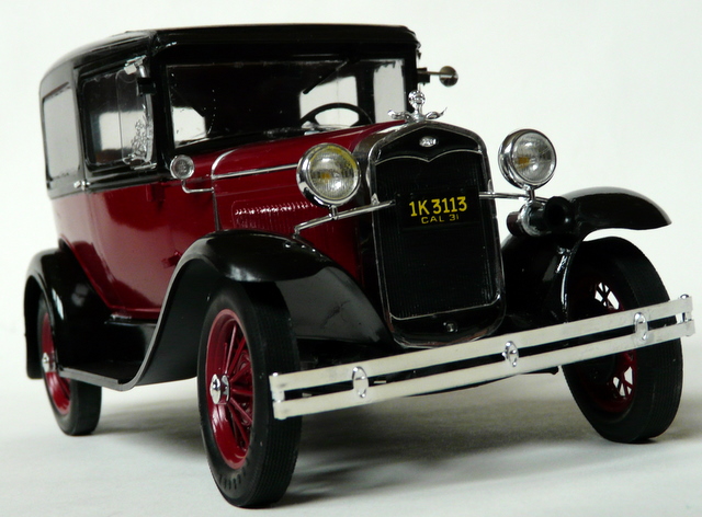 Ford Model A Sedan , Minicraft, (archives) - Club CAMPI